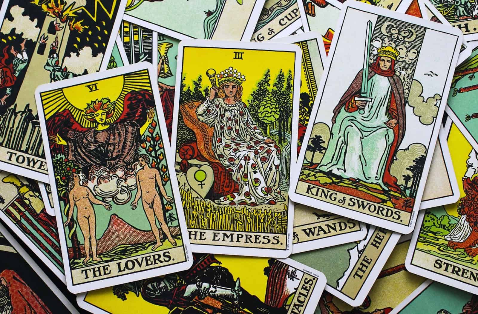 Your Tarot Guide Intro To Tarot Meanings Tarot Technique